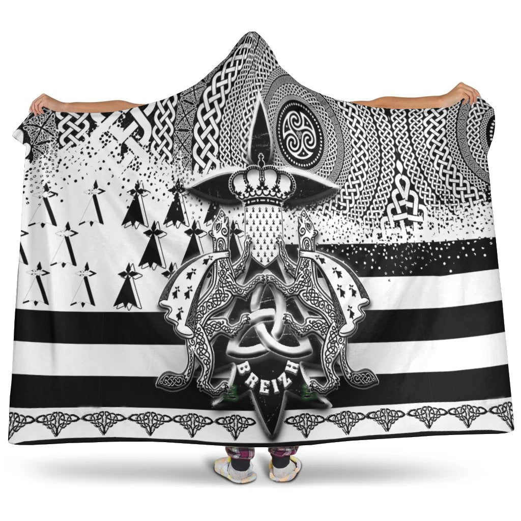 Celtic Brittany Hooded Blanket - Brittany Flag With Stoat Ermine and T ...