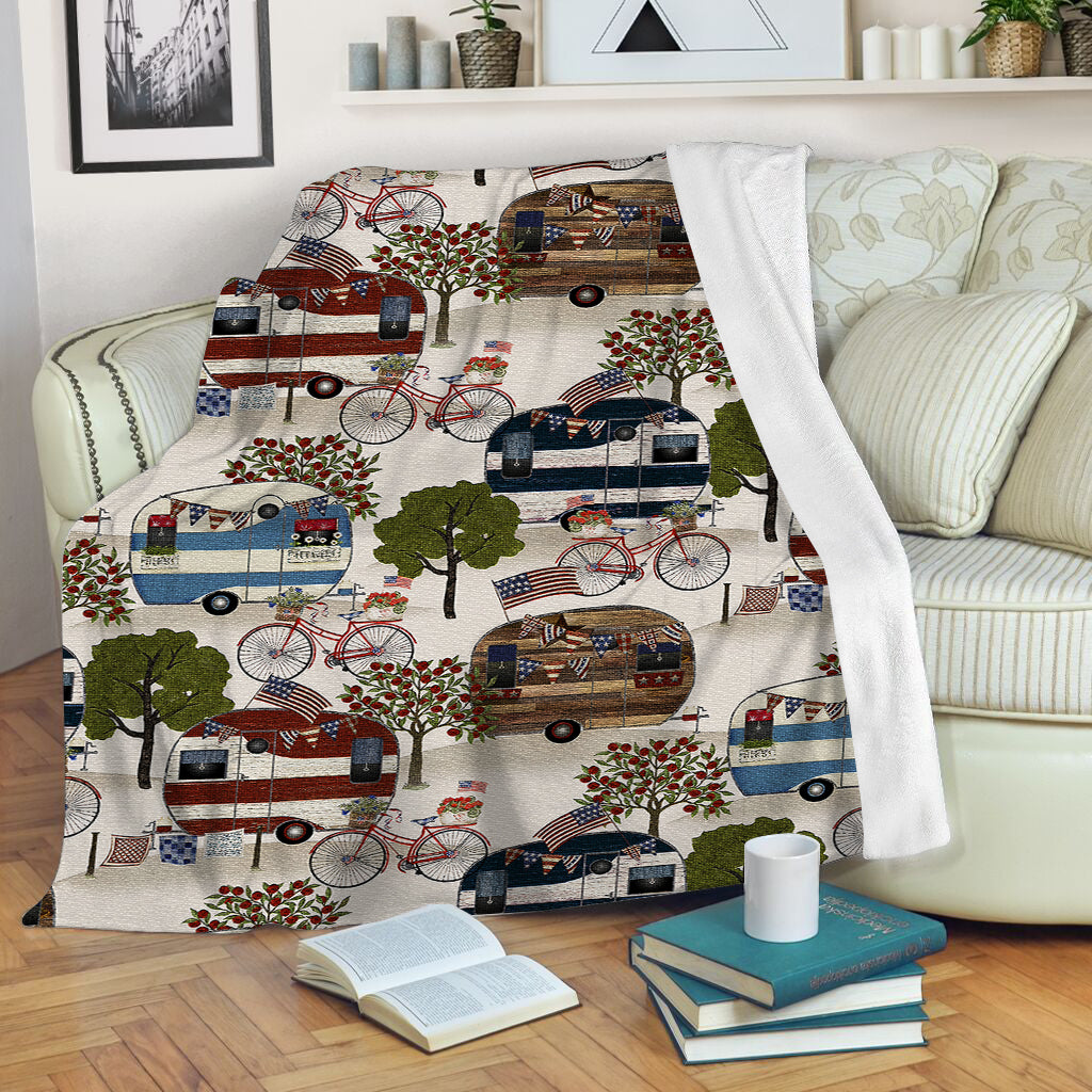 Patriotic Camper 3 Wishes Hometown America, Red White And Blue Beige ...