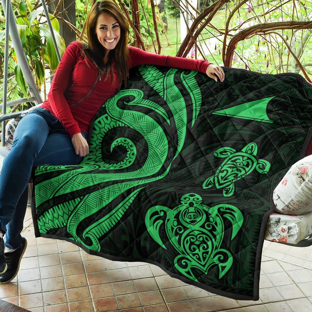 Tokelau Premium Quilt - Green Tentacle Turtle – Aljaira
