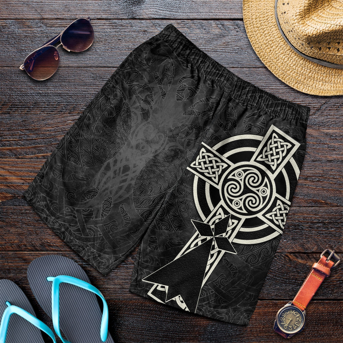 Brittany Celtic Men's Shorts - Celtic Cross and Stoat Ermine Skew Styl ...